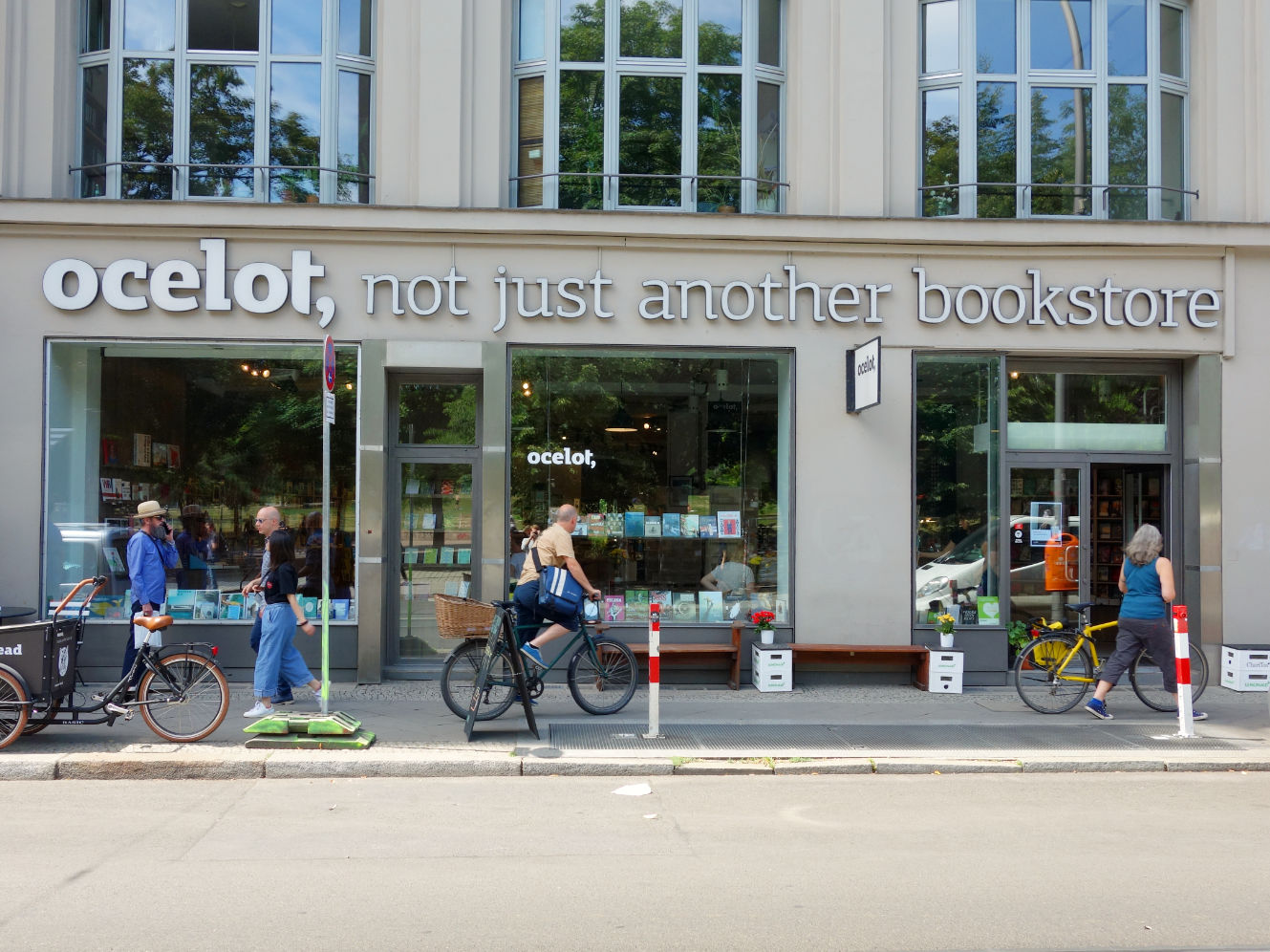 ocelot bookstore Berlin gave us a look behind the scenes